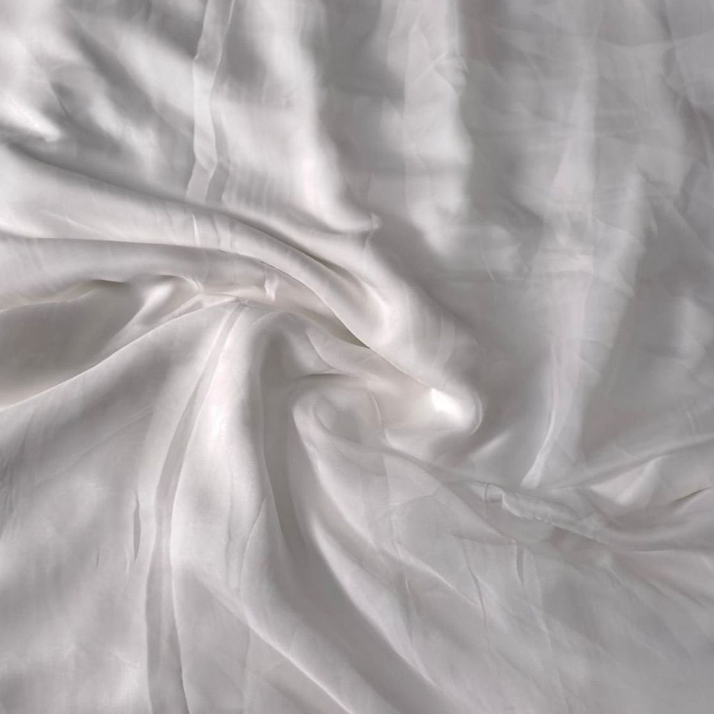 White Color Flat Chiffon Fabric